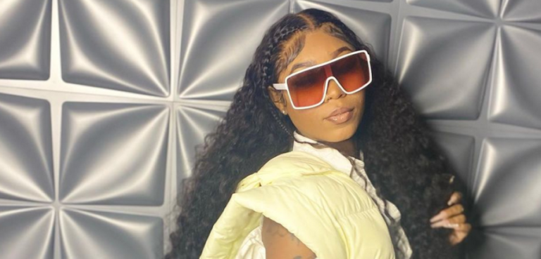 Ruby Rae - Madame Rap