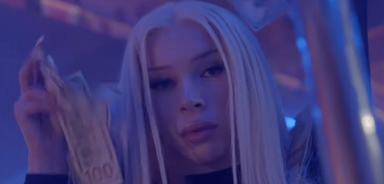 Chase Icon - Madame Rap